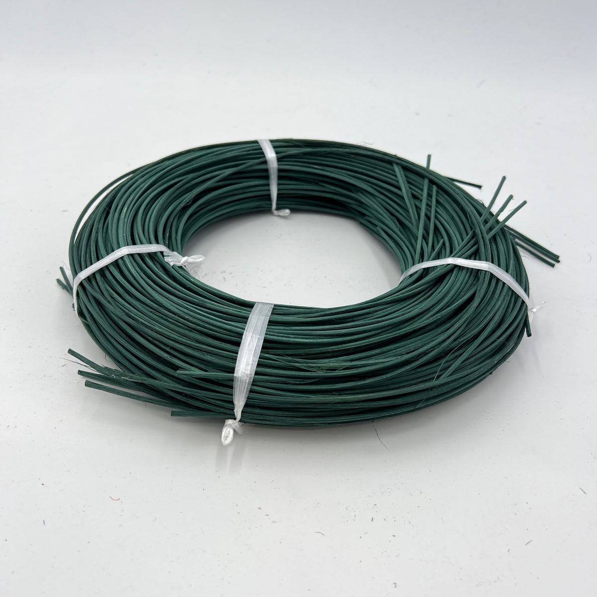 Hunter Green - #3 Round - Dyed Reed (1/2 lb coil) – Basket Makers Supply
